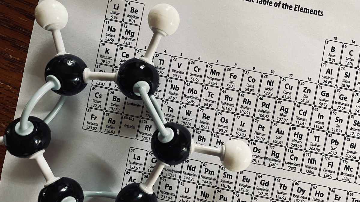 Ossidi basici e acidi: struttura e proprietà dei composti dell'ossigeno