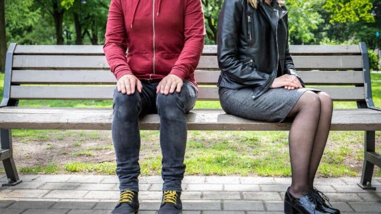 Cinesica e comunicazione non verbale: il linguaggio del corpo